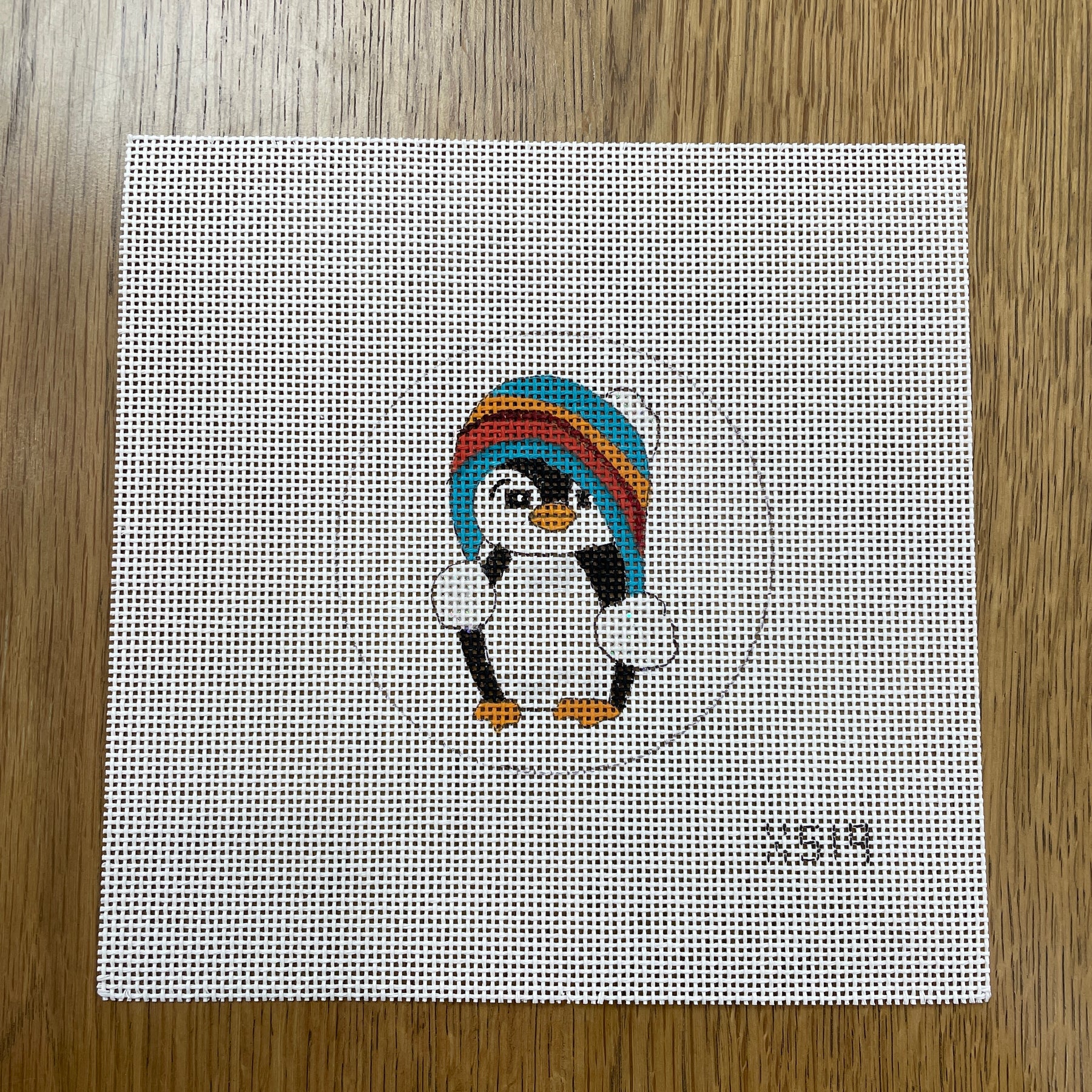 X519 Penguin in Hat – The Needlepoint Clubhouse