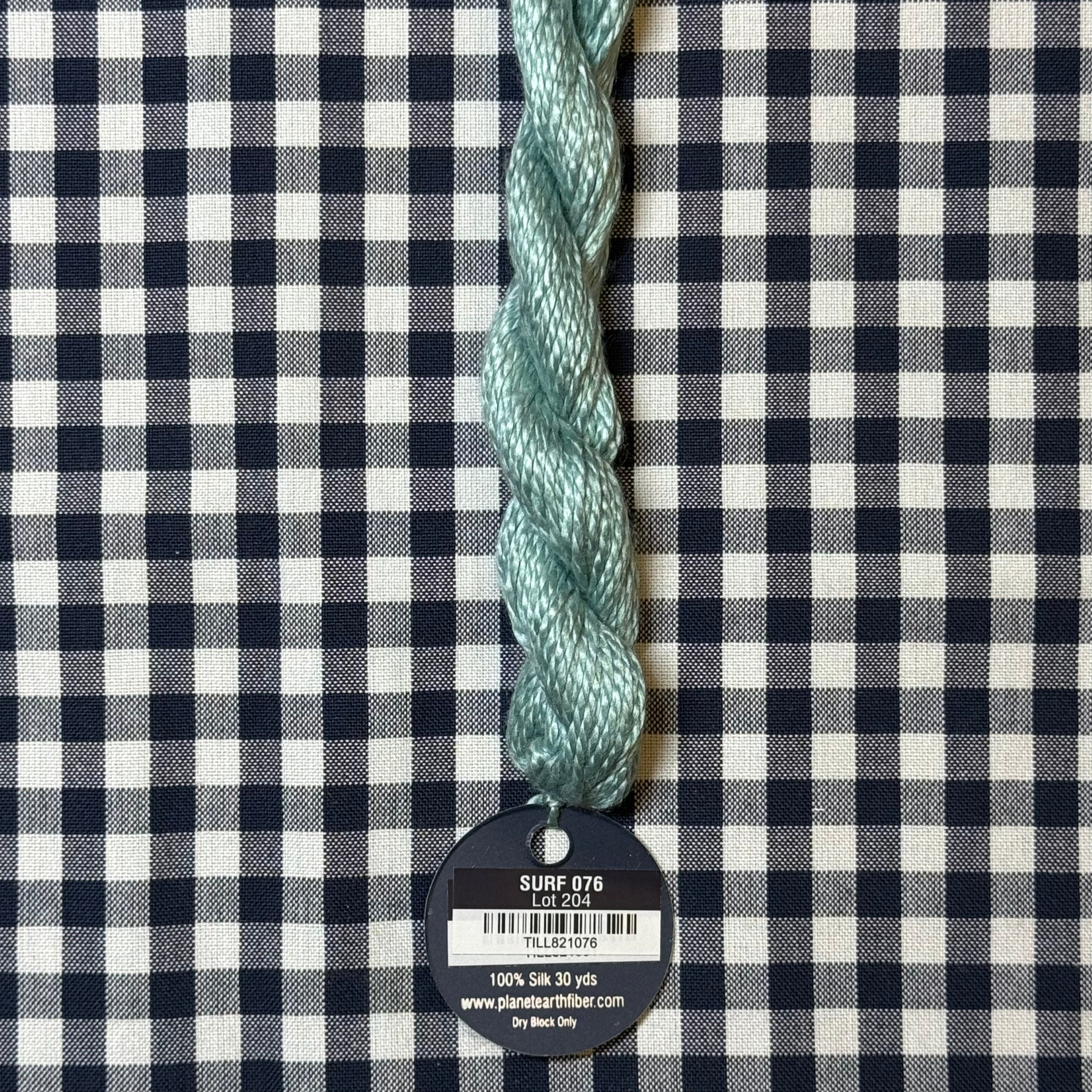 076 Surf | Planet Earth Silk – The Needlepoint Clubhouse