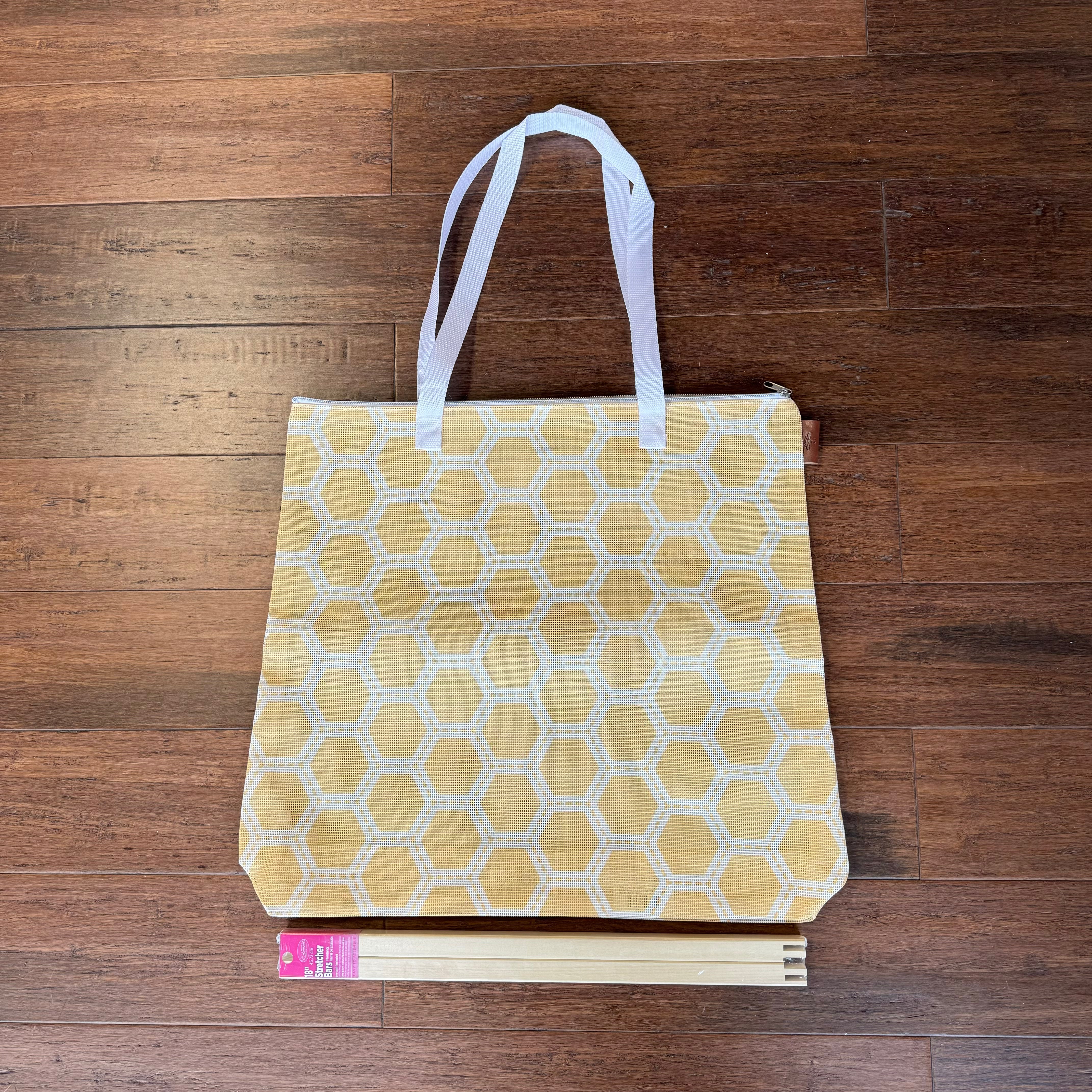 Big Hexie Mesh Project Bag – The Needlepoint Clubhouse