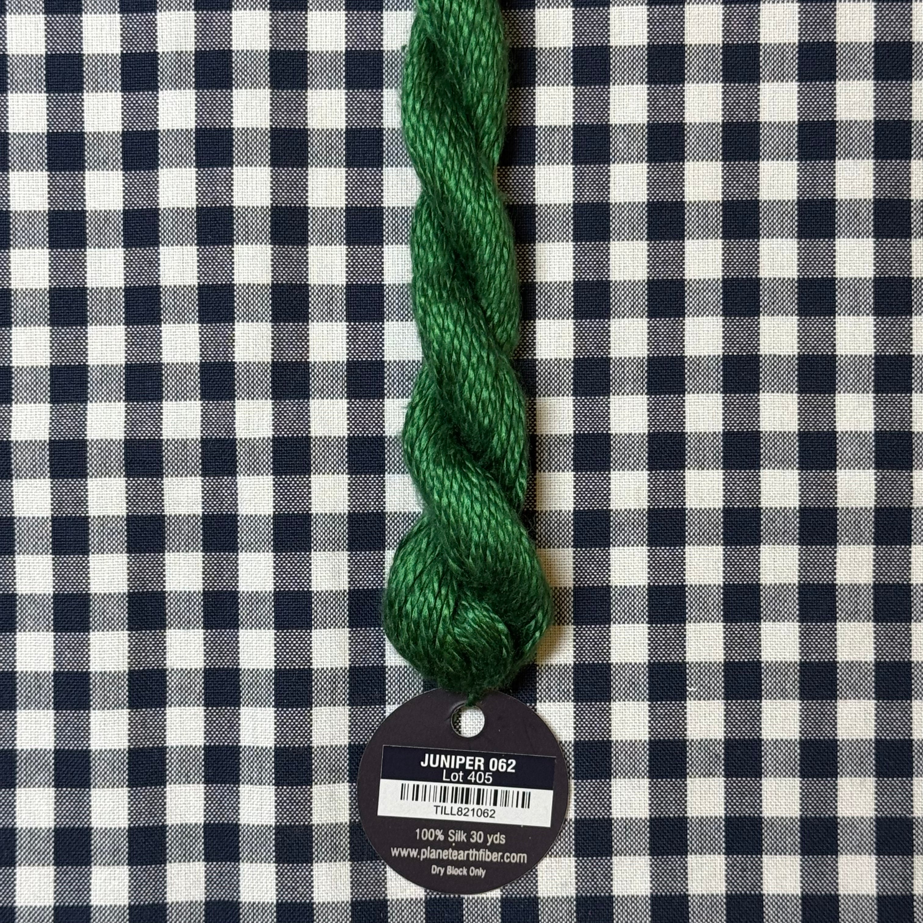 062 Juniper | Planet Earth Silk – The Needlepoint Clubhouse