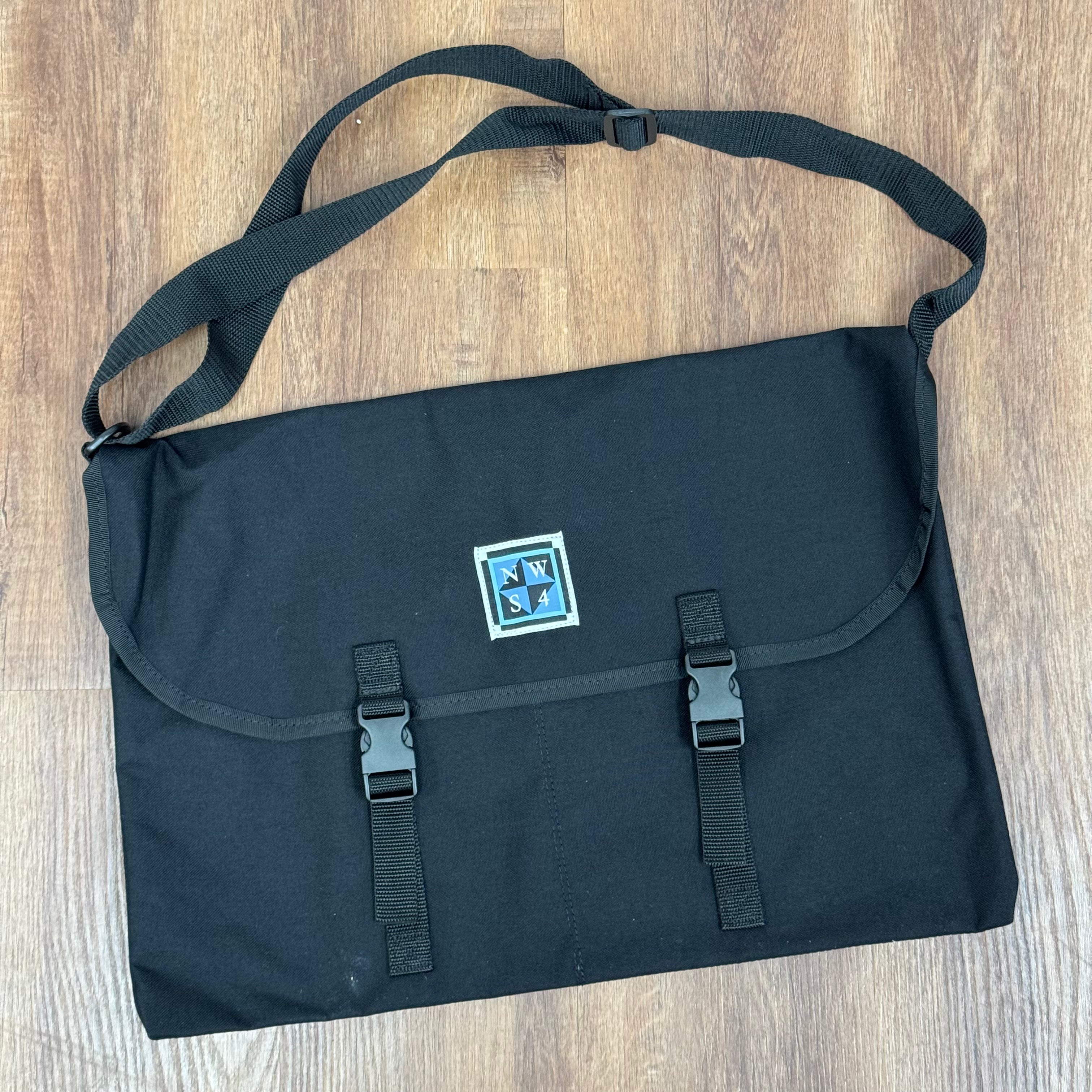 System 4 Lap/Table Stand Carry Bag – The Needlepoint Clubhouse