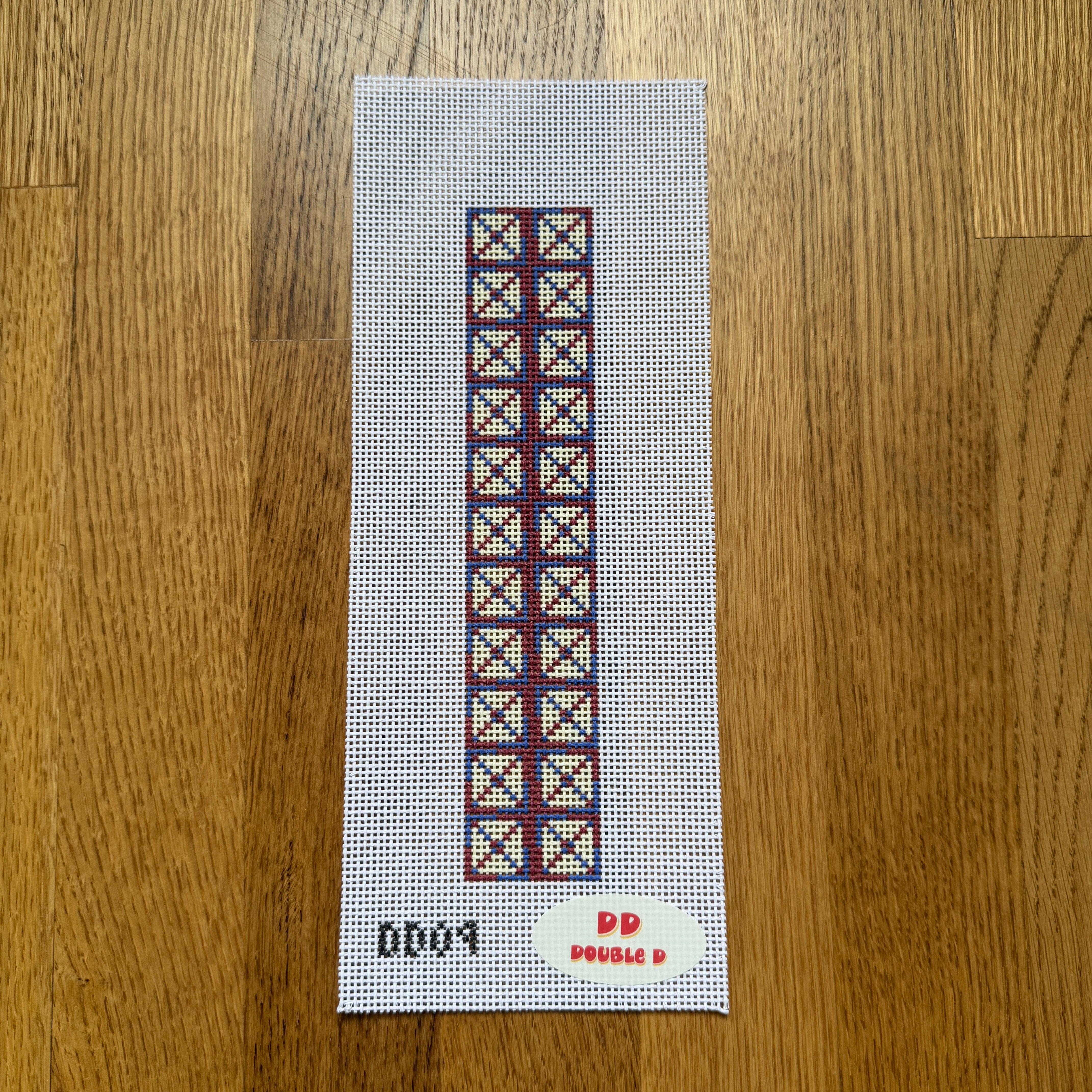 Geo Key Fob Red/Blue – The Needlepoint Clubhouse