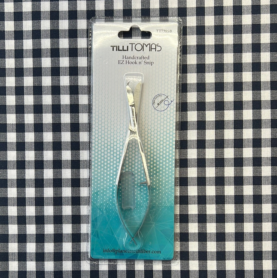 EZ Hook n' Snip – The Needlepoint Clubhouse
